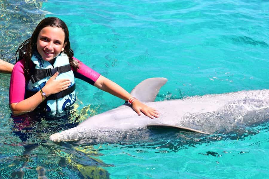 CANCUN: Catamaran and Dolphin Connection at Isla Mujeres - What’s Truly Valuable?