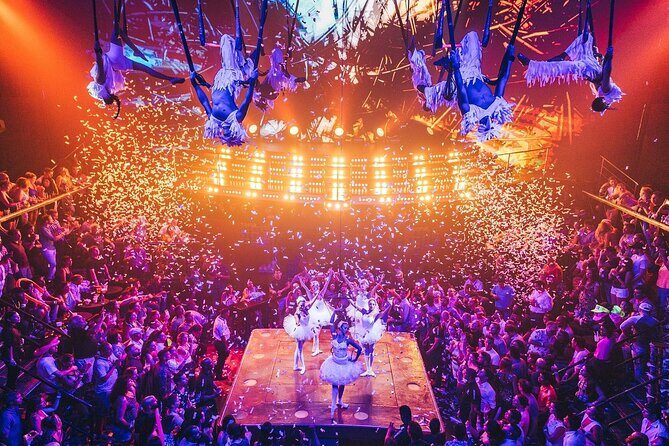 Cancun Night Combo: Taco & Beer Tour and Coco Bongo Show & Drinks - An In-Depth Look at the Experience