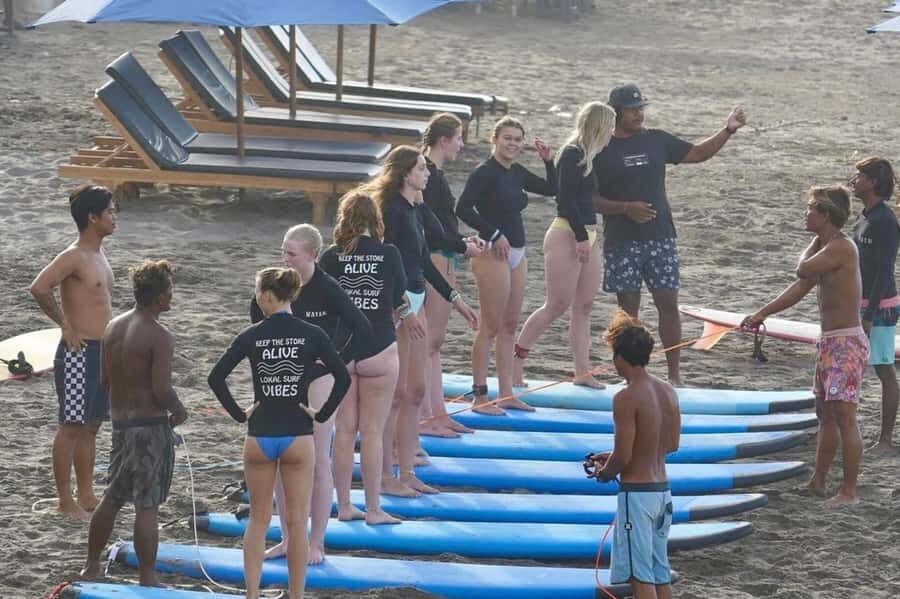 Canggu: 2 Hour Private Beginner Surf Lesson - Transport and Timing