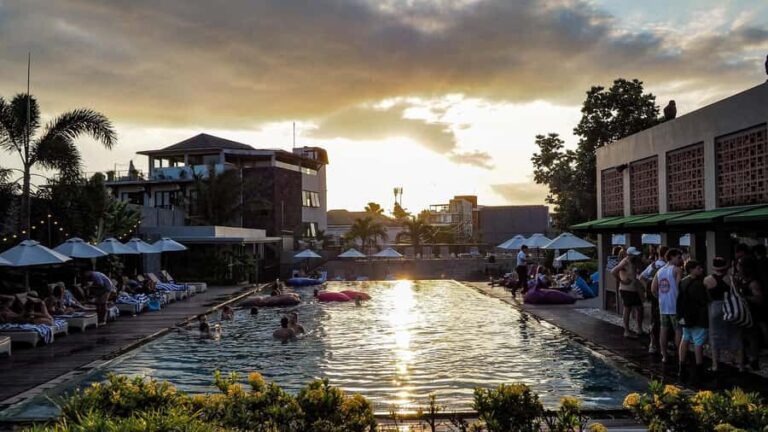 Canggu: Romantic Occasions at Salt Restaurant & Pool Bar - How This Experience Fits Into Your Bali Trip