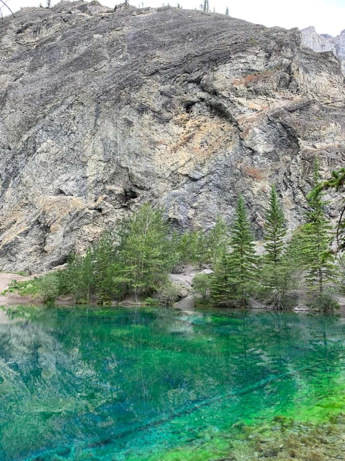 Canmore: Banff National Park Scenic Lakes Tour - Practical Details and What to Bring