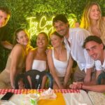 Caribbean Food Experience - The Atmosphere and Group Dynamics