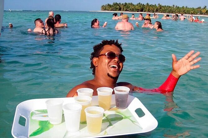 Catamaran party in Punta Cana with open bar, music and more - The Itinerary in Detail