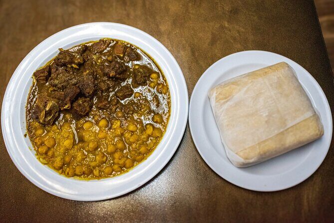 Cayman's Classic Food Tasting & Cultural Experience - Authenticity and Personal Touch