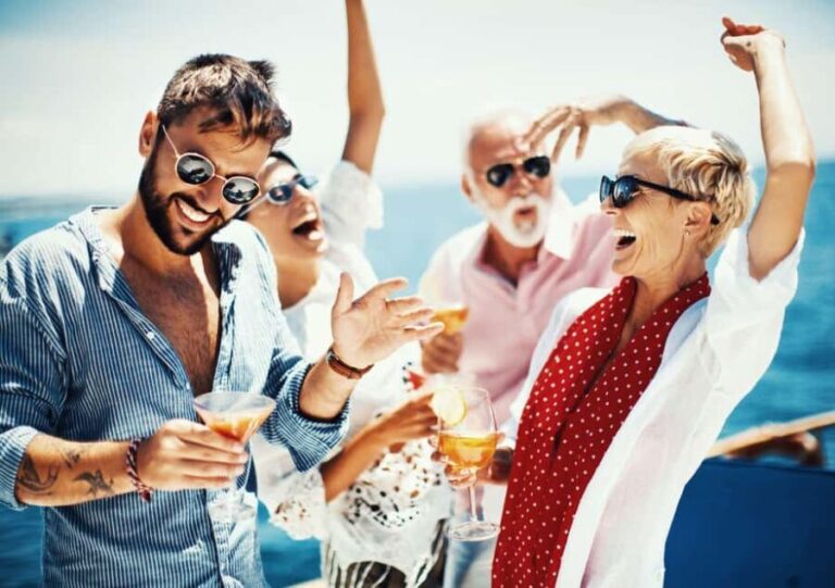 Champagne & Lobster Snorkeling Cruise - The Practical Side: Logistics and Tips