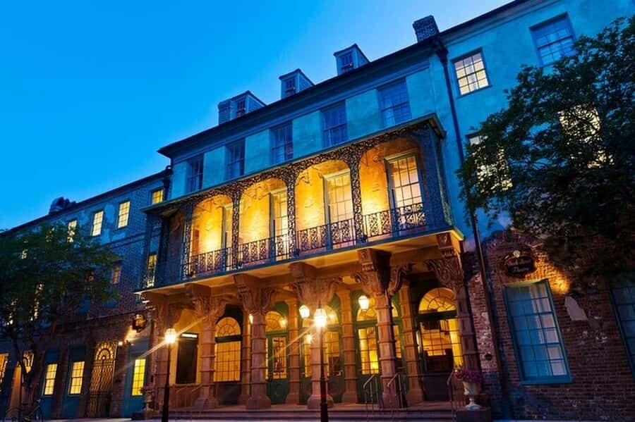 Charleston: Family-Friendly Ghostly Tales Walking Tour - Exploring Charleston’s Haunted Heart