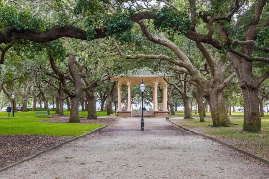 Charleston: South of Broad Homes & Architecture Tour - What to Expect During the Tour