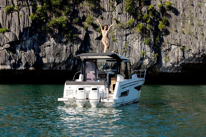 Charter Yacht 3-hour: Enjoy the Breathtaking Sunset on Halong Bay - Authentic Experiences and Traveler Feedback