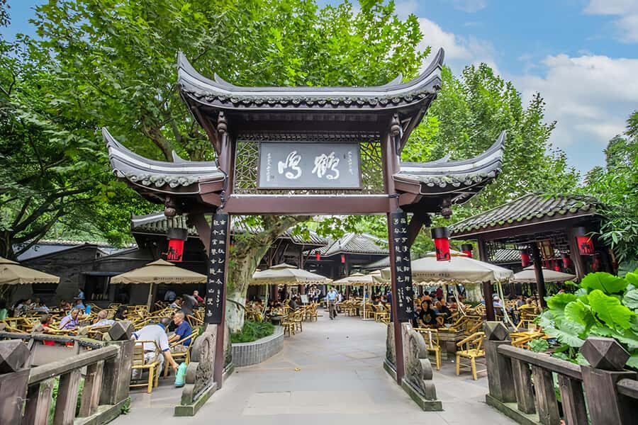 Chengdu: Private Half-Day Highlights Tour with Local Guide - The Itinerary Breakdown