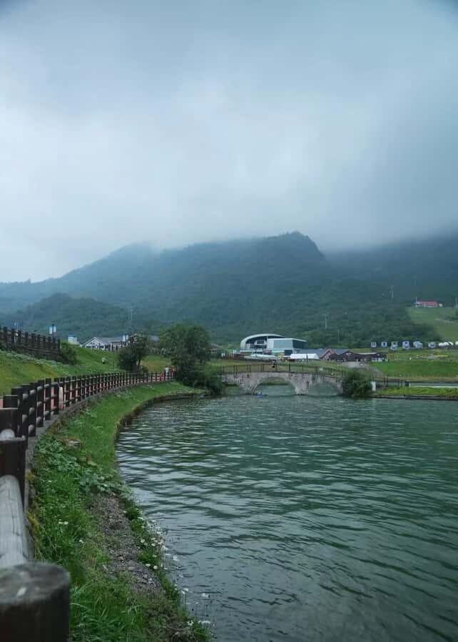 Chengdu: Xiling Snow Mountain Tour with Cable Car & Hiking - The Practical Side: What to Know Before You Book