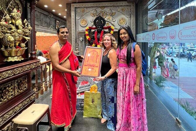 Chennai Shopping and Food Experience with Female host - Breakfast and Lunch: Tasting the Flavors of Chennai