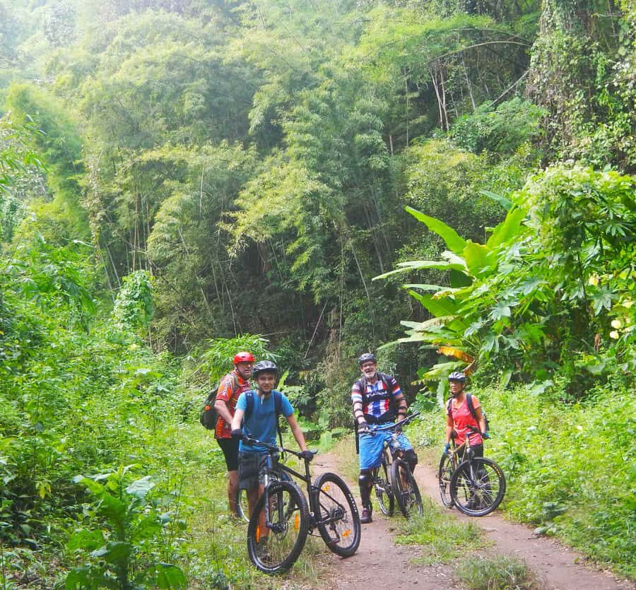 Chiang Mai: 21 km DH,XC Mountain Biking from Takkatan Caves. - Key Points