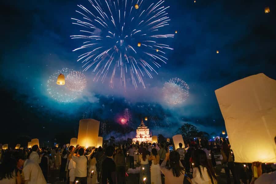Chiang Mai: CAD New Year Countdown 2027 with Sky Lanterns - The Experience: What to Expect on the Night