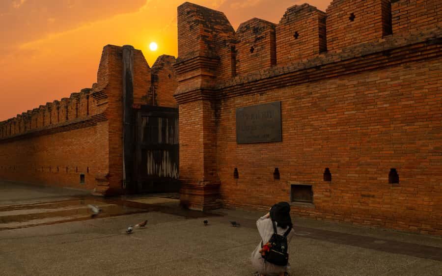 Chiang Mai: Half-Day Private City Tour by Tuk Tuk - Temples That Tell a Story