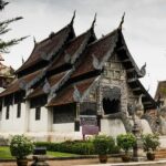 Chiang Mai Light: Tuk Tuk Night Tour with Temples & Markets - A Closer Look at the Experience