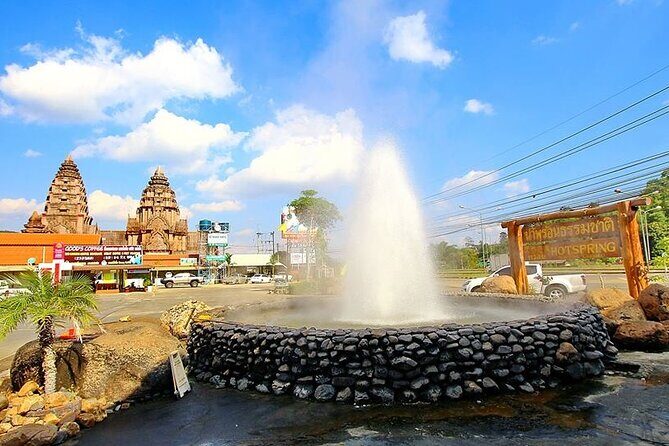 Chiangrai One Day Private Customized Tour from ChiangMai - Detailed Breakdown of the Itinerary