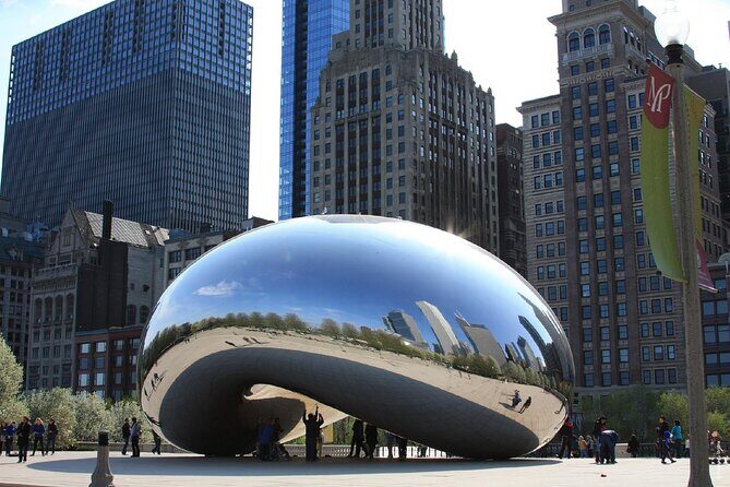 Chicago Audio Guided Walking Tour 3h and 25 Audio Commentaries - Who Should Consider This Tour?