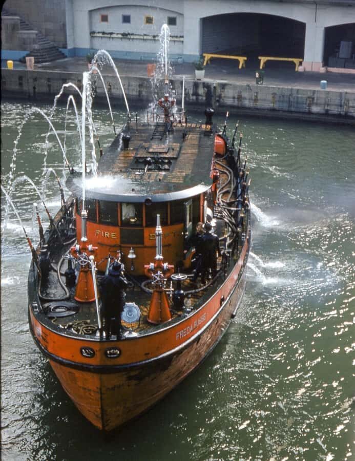 Chicago: Happy Hour Cruise - Who Should Consider This Experience?