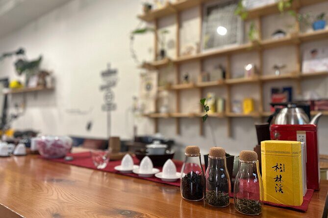 Chinese Tea Ceremony: Discover Oolong's Rich Traditions - Who Should Book This Tour?