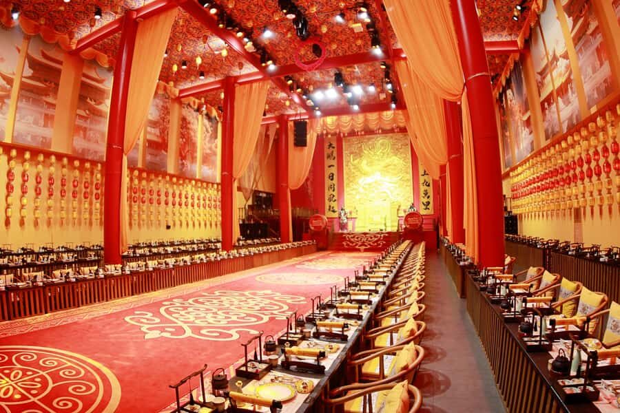Chongqing: Imperial Cultural Dinner Show  QingYuYan - Who Should Consider This Experience?