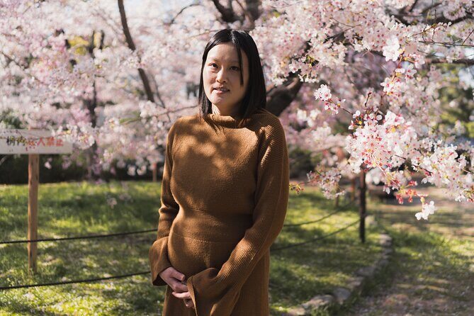 Cinematic Photoshoot Osaka 1-hour Day or Night - Authentic Perspectives from Others