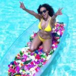 Clear Kayak Flower Girl Photoshoot in Turks and Caicos Islands - A Balanced Look at the Experience