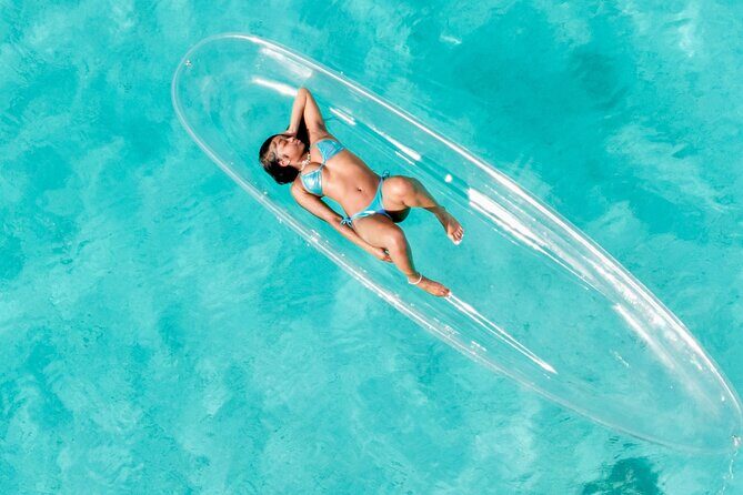 Clear Kayak Photoshoot+Free Cocktail Nassau, Bahamas - What to Expect from the Clear Kayak Photoshoot in Nassau