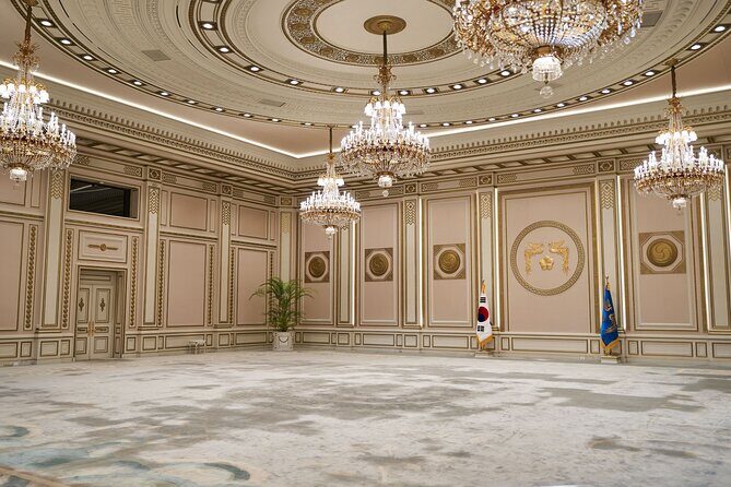 (Closed) Koreas White House Walking Tour Blue House - Why This Tour Is a Great Choice