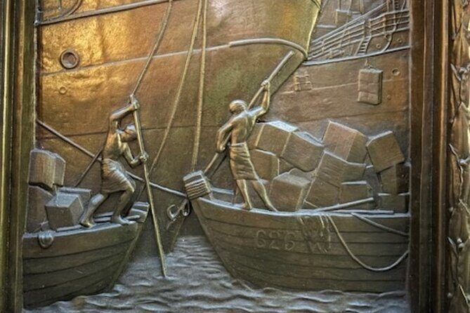 Cod, Tea and Candy a Boston Food History Walking Tour - The Food and Tasting Experience