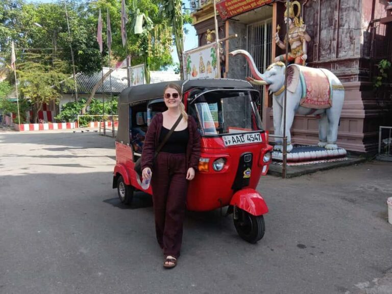 Colombo: Sightseeing Tour by Tuk Tuk - Entry Fees Included - What to Expect at Each Stop