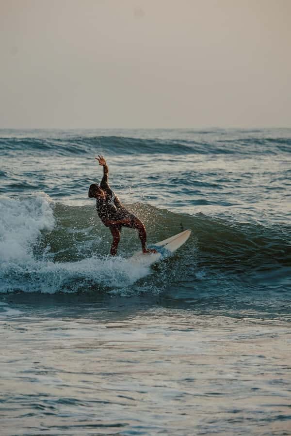 Colombo to Weligama Surfing and Galle Fort Visit Day Trip - What Does This Tour Offer in Terms of Value?