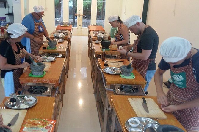 Cooking Class & Market Tour with Thai Master Chef at Sukho Cuisine, Lanta - Who Should Consider This Tour?