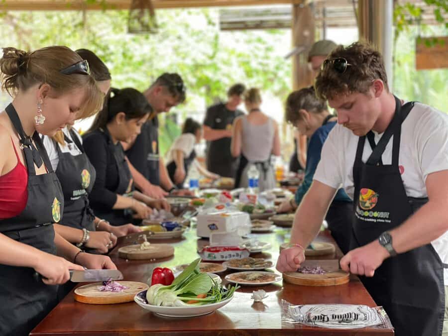 Cooking Class with Basket Boat and Lantern Making Class - Who Will Love This Tour?