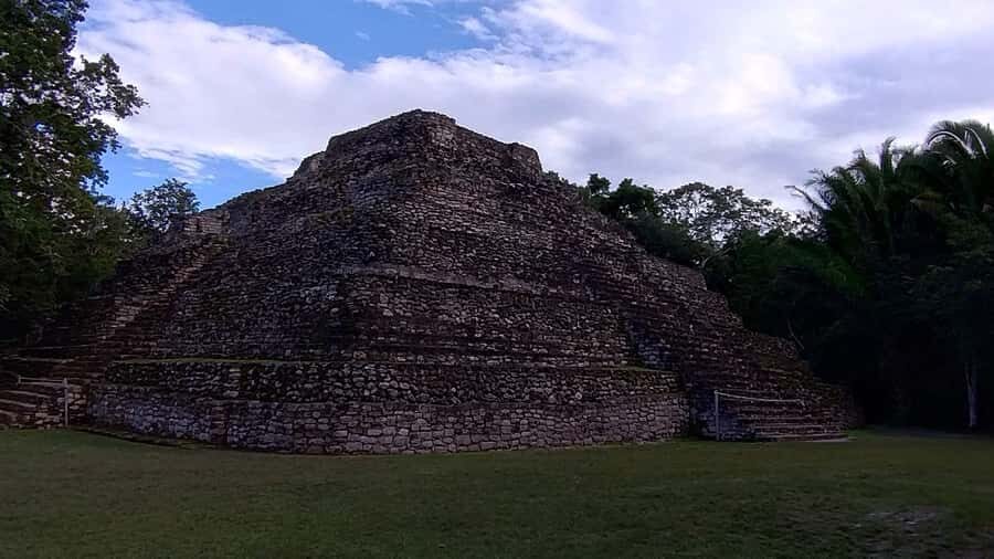 Costa Maya Port: Chacchoben Mayan Temples, crossing the Pineapple Town - Climbing Pyramids and Sacred Spaces