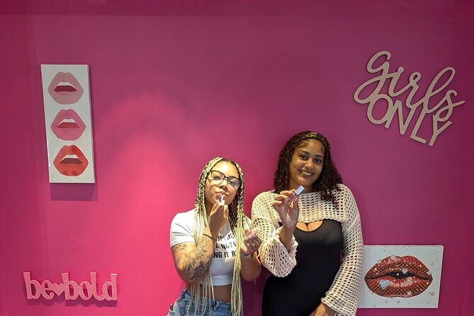 Custom Lipstick or Lip Gloss Creation Experience - What the Reviews Say (Based on Available Data)