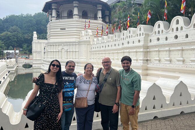 Customizable 10-Day Private Tour of Sri Lanka's Highlights - Authentic Experiences in Every Step