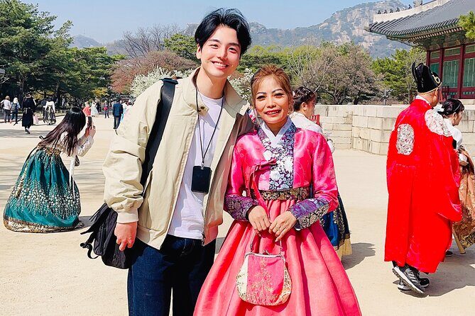 Customizable Seoul Private Tour Palaces Food and Markets - What the Reviews Say