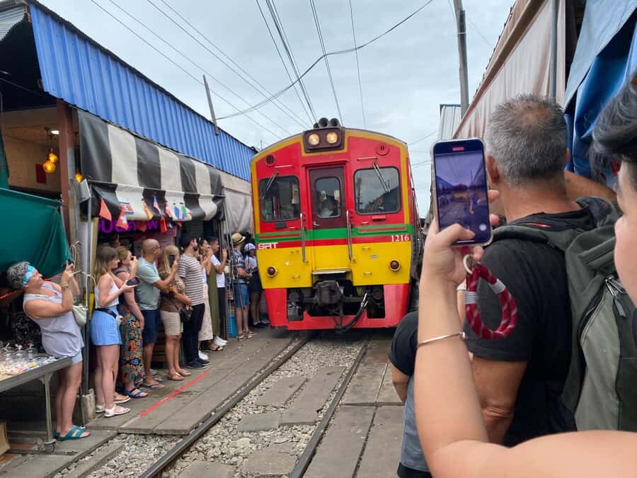 Damnoen : Train Market,Canal Life & Suspension Bridge Scenic - Who Should Book This Tour?