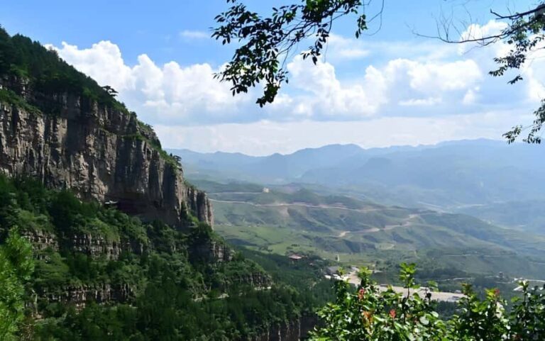 Datong to Hengshan, Hanging Temple & Yingxian Wooden Tower - Authentic Experiences and Authenticity