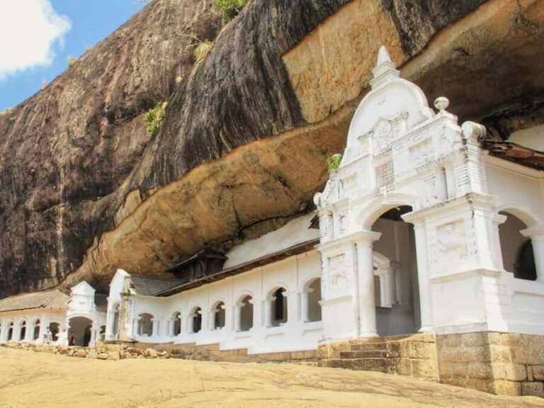 Day trip from Sigiriya to Dambulla - An In-Depth Look at the Itinerary