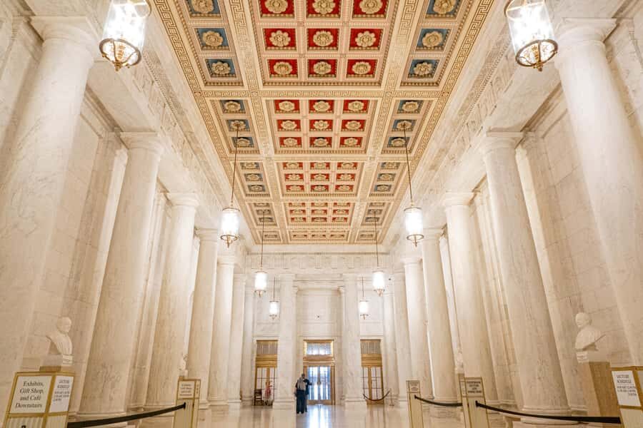 DC: Supreme Court, Folger, Library of Congress & US Capitol - Why This Tour Offers Great Value
