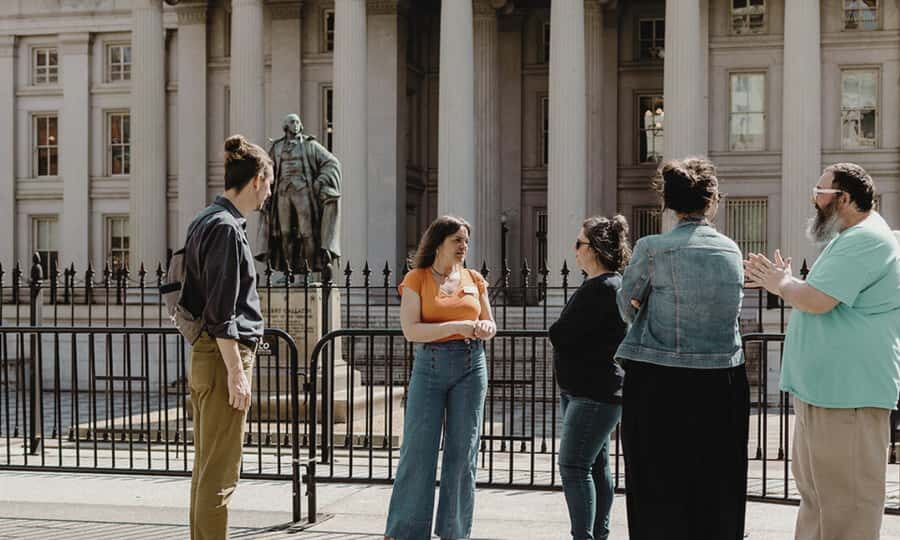 DC: White House Crime, Scandal, Murder Adult-Only Night Tour - What to Expect from the Tour