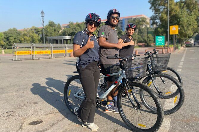 Delhi Cyclon - What Travelers Say