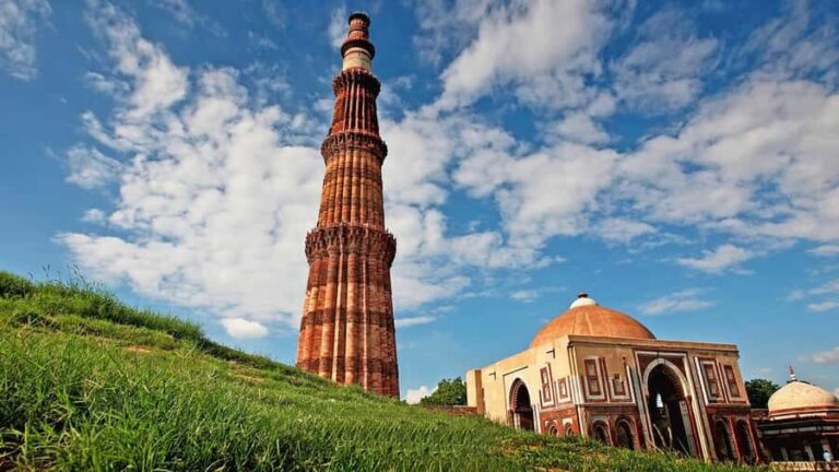 Delhi: India Gate, Humayun Tomb and Qutub Minar Guided Tour - Why This Tour Works