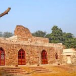 Delhi: Mehrauli Archaeological Park Tour with Qutub Minar - How the Tour Adds Value