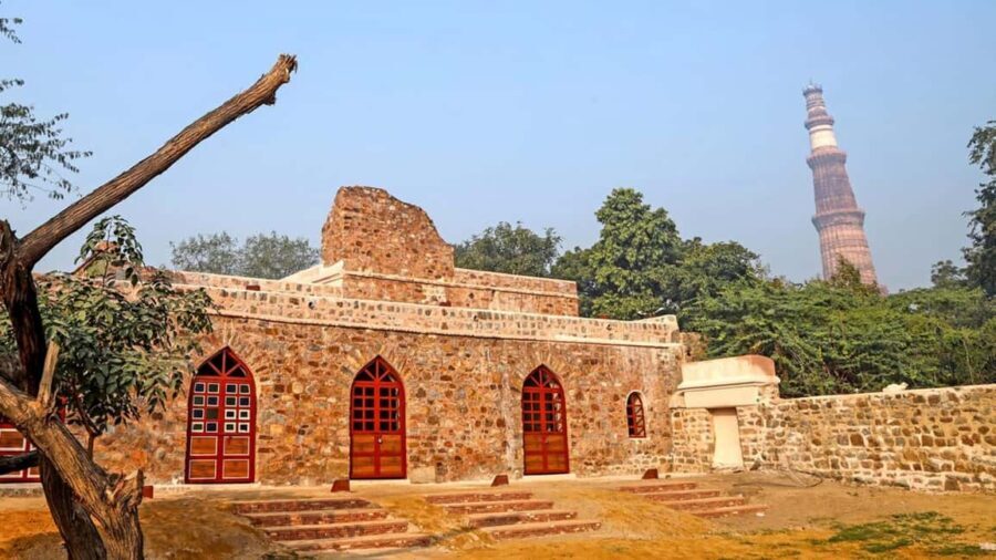 Delhi: Mehrauli Archaeological Park Tour with Qutub Minar - How the Tour Adds Value