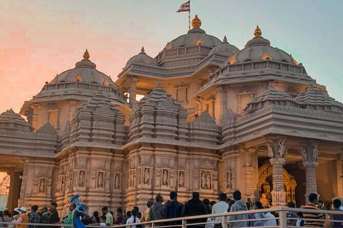 Delhi: Old & New Delhi Full or Half Day Tour - Detailed Breakdown of the Itinerary