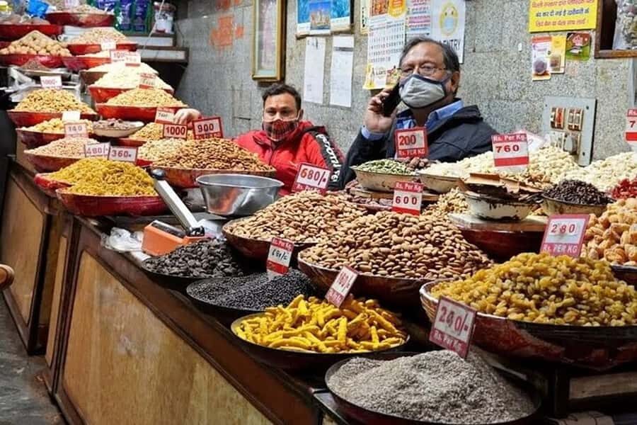 Delhi: Private Chandni Chowk, Food Tasting, & Tuk-Tuk Tour - Who Will Love This Tour?