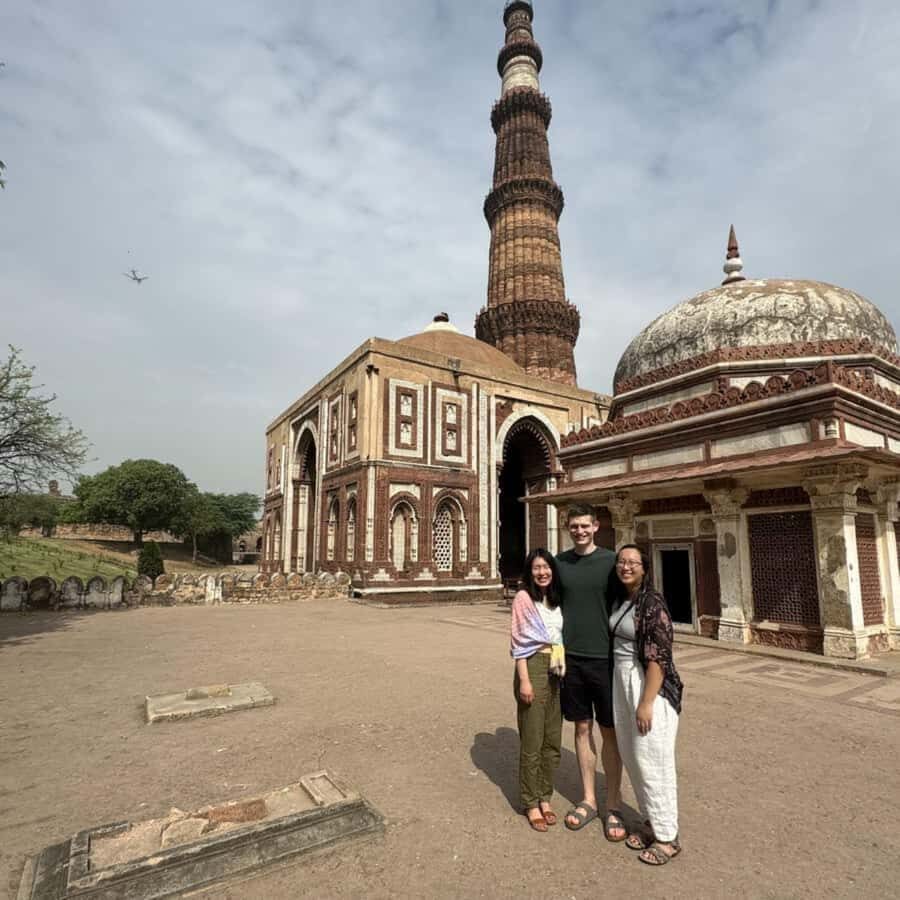 Delhi: Private Full-Day City Tour with Akshardham & Red Fort - What Makes This Tour Stand Out?