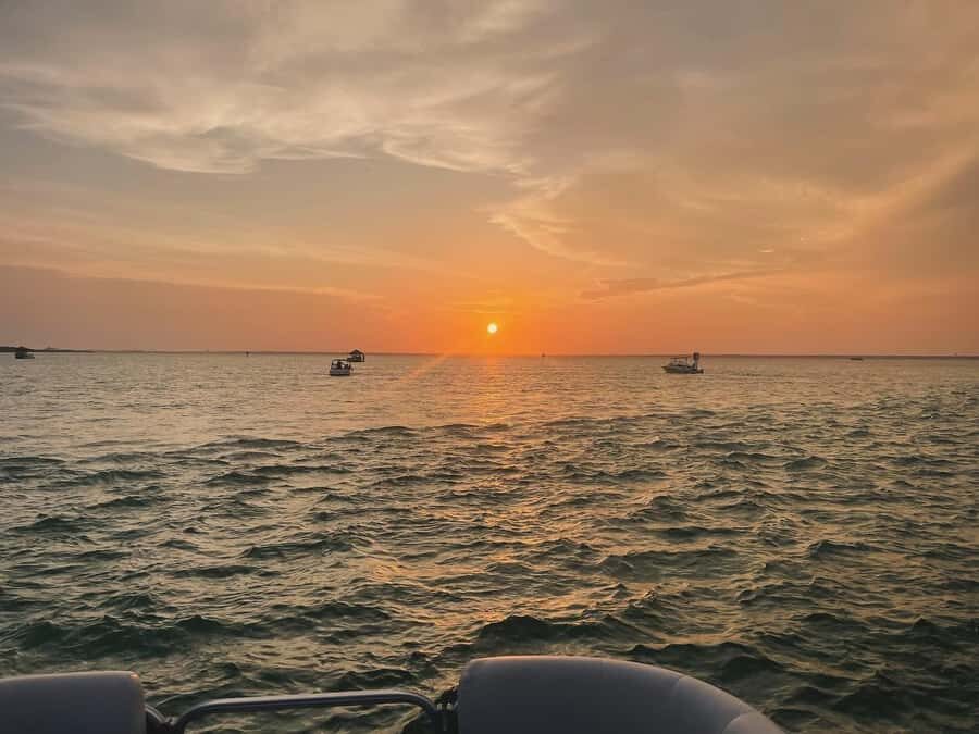 Destin: Sunset/Destin Harbor Cruise with Captain - The Experience Breakdown: What to Expect